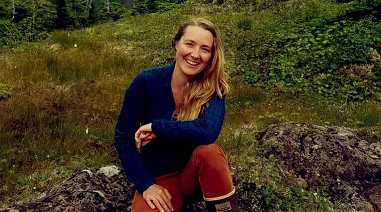 Eve Kilcher: Age, Net Worth, Married Life, Salary, and Homesteading ...